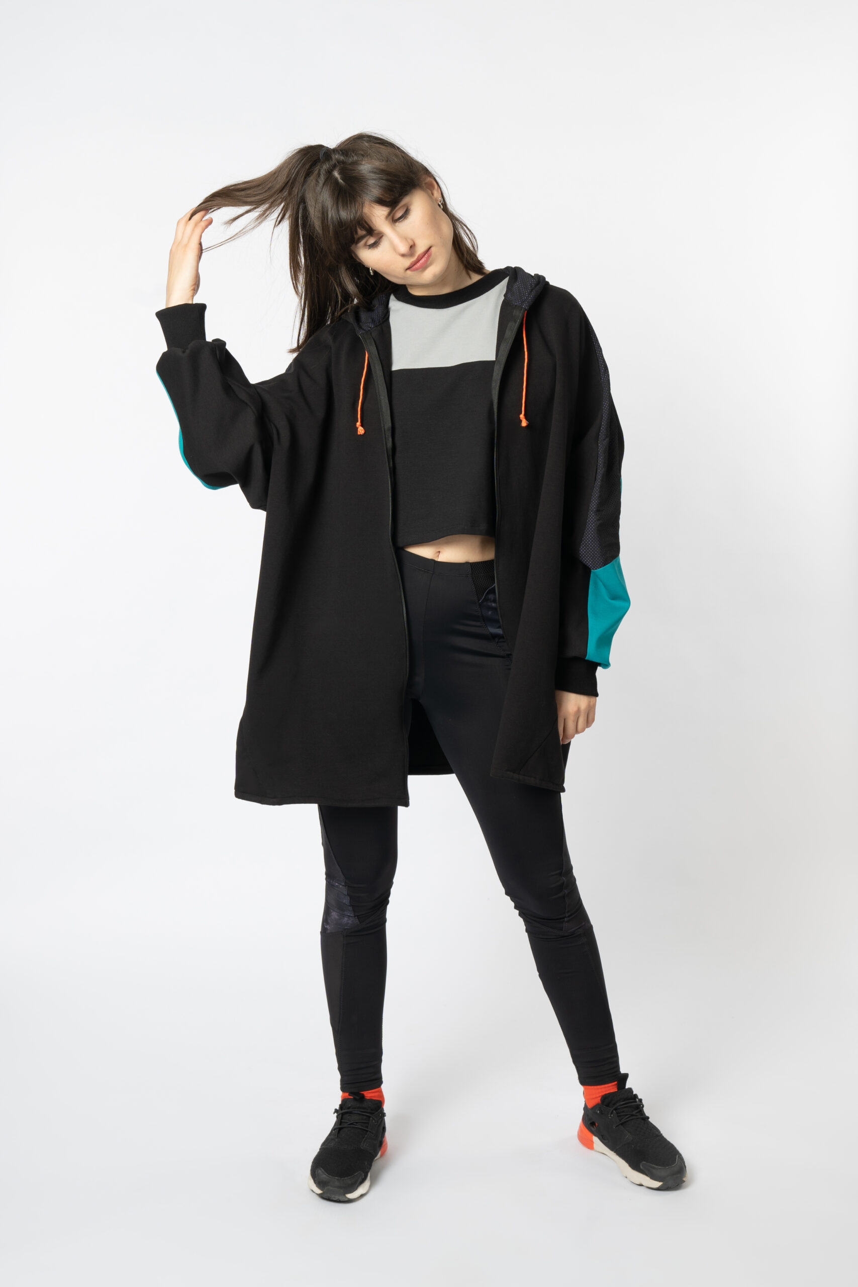Wide Hooded Triangle Vest (Female) | Terror Kittens